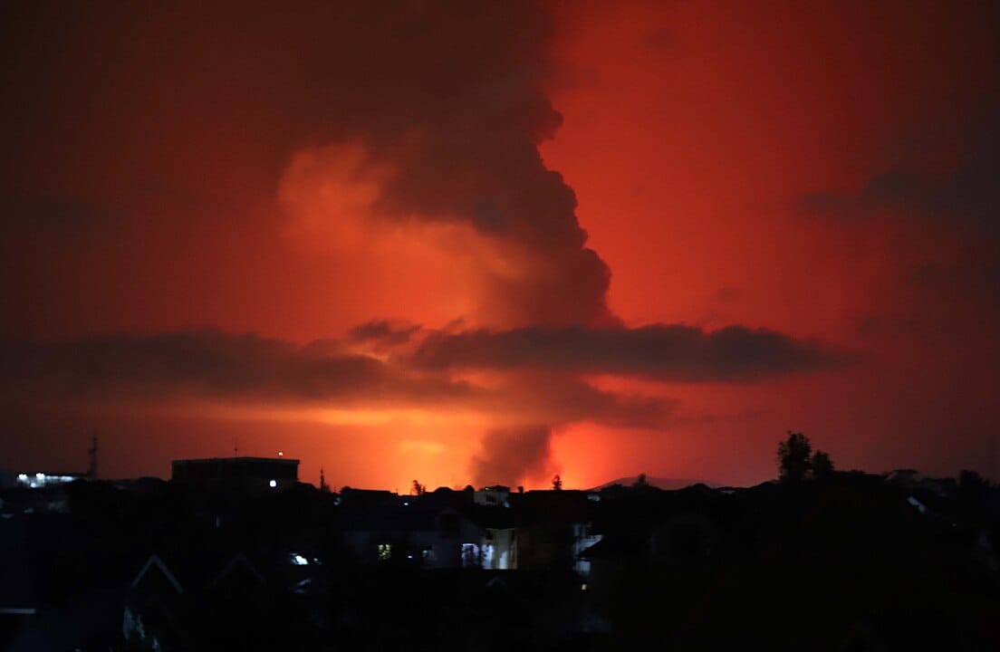 Mount Nyiragongo Eruption, Congo | 2002-01-17 - History Sphere